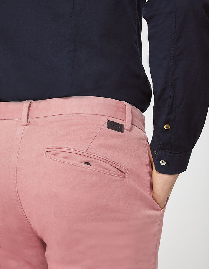 Mens’ Indian pink chinos