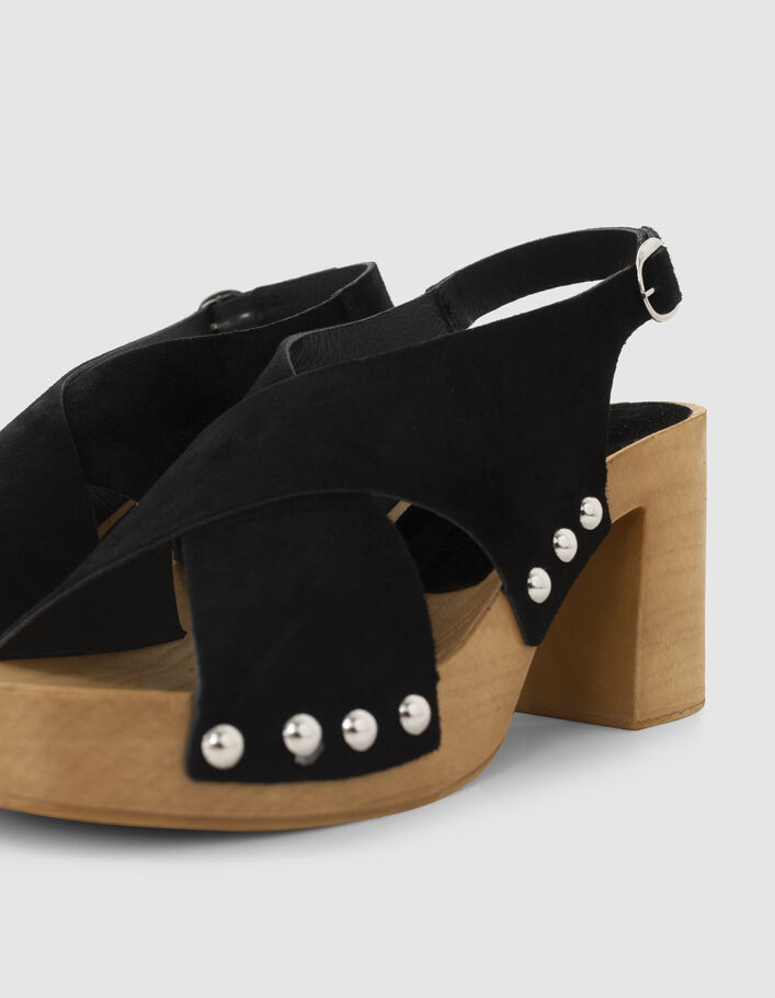 Sandales talon bois en cuir velours noir à clous Femme