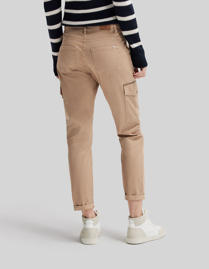 Women’s camel cropped cargo jeans with pretty braid